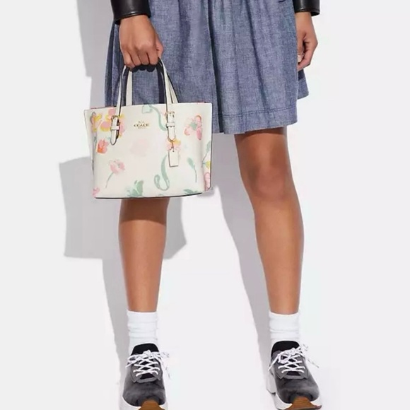 Coach | Bags | Coach Chalk Mollie Tote 25 With Dreamy Land Floral Print ...
